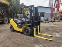 China Manual Power Source 3 Ton Komatsu FD30 Forklift for Smooth Warehouse Operations for sale