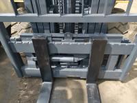 China Best Choice for Building Material Shops Used Komatsu Forklift FD25 FD30 FD40 FD50 for sale