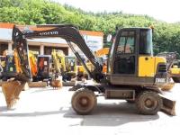 China Second Hand Volvo EW60 Wheel Excavator with Good Condition and Other Bucket Capacity for sale