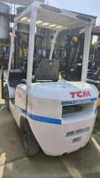 China Powerful Used TCM 2.5 Ton Diesel Forklift with 3m Lift Height and Customizable Cylinder for sale