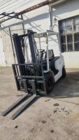 China Powerful Used TCM 2.5 Ton Diesel Forklift with 3m Lift Height and Customizable Cylinder for sale