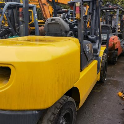 China Komatsu 4.5T 3 Stages 4.5m Lifting Height Forklift Japan Original FD50 Diesel Used for sale