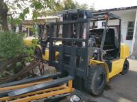 China Printing Shops' Essential Equipment Used Komatsu FD50-7 5 Ton Forklifts from Japan for sale