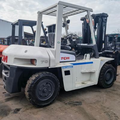 China Powerful Diesel Forklift Mitsubishi FD70 with High Mast 7 Ton Routine Dimensions for sale