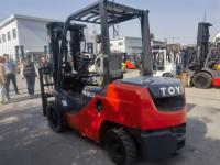 China Toyota 3 Ton Used Forklift with 2 Stage Mast and 3-4.5m Lift Height in Excellent Condition for sale