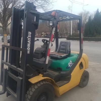 China Manual Power Source FD20 Diesel Forklift Komatsu The Best Option for Retail Market for sale