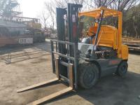 China Used TCM Japan-Made Diesel 3 Ton Forklifts FD30 FD50 FD70 for Machinery Repair Shops for sale
