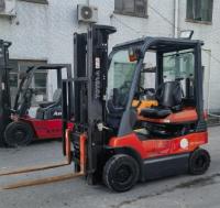 China 1.5 Ton Hydraulic Pallet Lifting Truck in Excellent Working Condition for Wholesal for sale