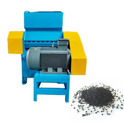 China Rubber Rasper Featuring DC53 Blades Material and Capacity Tailored to Your Needs for sale