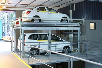 China PJS Automated Two Post Parking Lift With 60s/70s Rise/Drop Time for sale