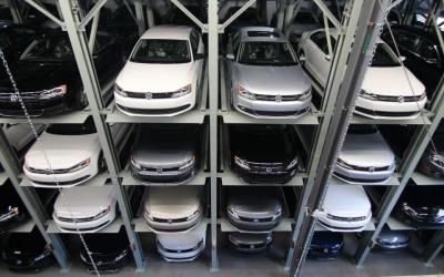 China IC Card Electric Commercial Parking Lifts For Businesses 4 - 6m/min for sale