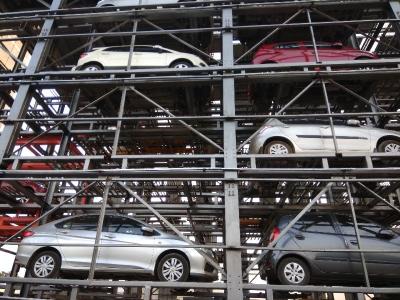 China Hydraulic / Motor Chain Car Lift Parking System On-Site Installed for sale