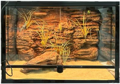 China Natural PU Reptile Enclosure Background 88.5x28.5cm - Waterproof Rock Panels for Lizard Cages & Pet Habitats for sale