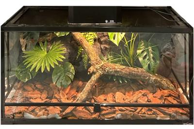 China SL-M35A Corrosion Resistant PU Rock Background 58.5×25×28.5cm for Reptile Enclosures and DIY Habitats for sale
