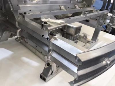 China 6082 T6 Aluminum Welding Extrusion Profiles for Automotive Production 6m Length for sale