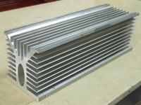 China 6061 Alloy CNC Milling Large Aluminium Extruded Heat Sink 300mm Width for Industrial Cooling for sale