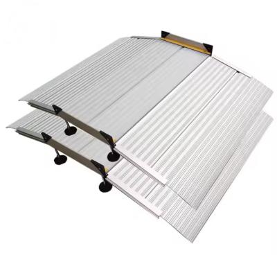 China Aluminum Alloy Portable Threshold Ramp for Wheelchairs 200kg Capacity Custom Color for sale