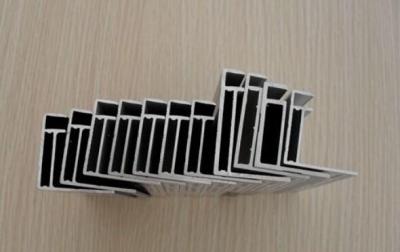 China Aluminum Solar Panel Frame Extrusion Profiles 6063/6061 Material with 0.7-10mm Thickness for PV Mounting Systems for sale