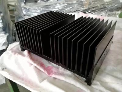 China CNC Machined Aluminum Heat Sink 120x110x35mm Akzo Nobel Powder Coating for Truck Lamp for sale