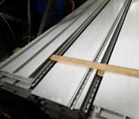 China Matt Silver Anodized Aluminum Extrusion Profiles 0.8-5.0mm Thickness for Industrial Flooring Applications for sale