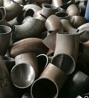 China EN1092-1 Seamless Carbon Steel 90 Degree Elbow Buttweld Fitting 1/2-24 Inch SCH5S-XXS for sale