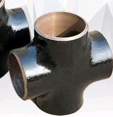 China ASTM A105 SCH 40 Seamless Carbon Steel Cross Pipe Fitting Black Painting NPS 1/2-120 for sale