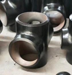 China DIN 2605 Carbon Steel 4 Way Cross Tee Pipe Connector SCH10 SCH40 DN15 DN1200 for sale