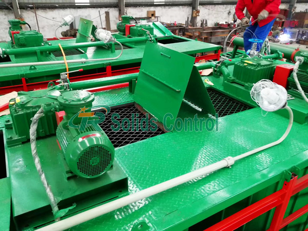 Mud mixing system for oilfield