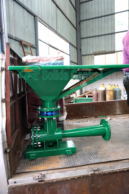 Mud hopper for oil and gas