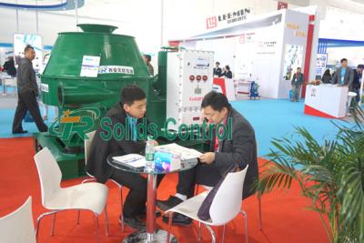 China High Performance Vertical Cutting Dryer For Oilfield Waste Mud Management for sale
