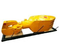 China 760mm Sheaves 1000m Lifting 890KN Oilfield Traveling Block for sale