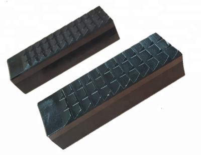 China Sandblast Well Drill Spare Parts Straight Tooth Manual Tong Dies for sale