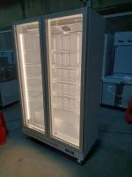China 1000L Commercial Glass Door Chiller With R290 Refrigerant Upright Fridge for sale