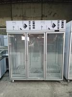 China Commercial Beverage Display Fridge 3 Glass Door Upright Chiller 110V 60Hz for sale