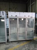 China Commercial Beverage Display Fridge 3 Glass Door Upright Chiller 110V 60Hz for sale