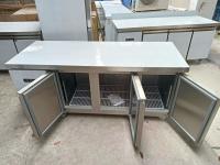 China 3-Door Under Counter Chiller Stainless Steel Worktable Kitchen Equipment for sale