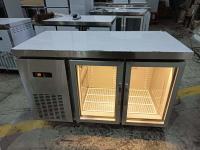 China Commercial Counter Table with Glass Door Undercounter Refrigerator for sale