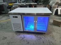 China Commercial Counter Table with Glass Door Undercounter Refrigerator for sale