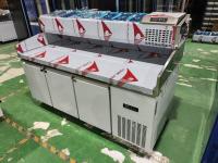 China 1.8M Salad Worktable 3 Doors Undercounter Refrigerated Pizza Prep Table with Top Display for sale