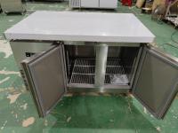 China Commercial Refrigeration Equipment Under Counter Workbench Stainless Steel Working Table Refrigerator for sale