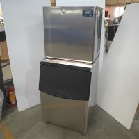 China 560*830*1050mm 750W Commercial Ice Cube Maker for sale