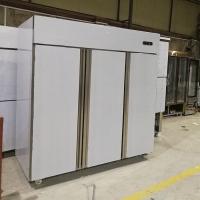 China 800W SS201 3 Door Upright Fridge for restaurant for sale