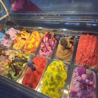 China Fan Cooling 1500W R404a Ice Cream Cake Display Freezer for sale
