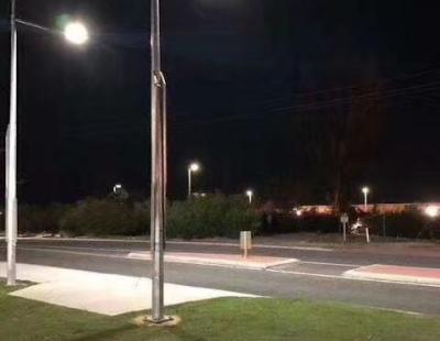 China Hinged Octagonal Lighting Poles, Mid-Hinged Square Lighting Poles, Hinged Round Lighting Poles for sale