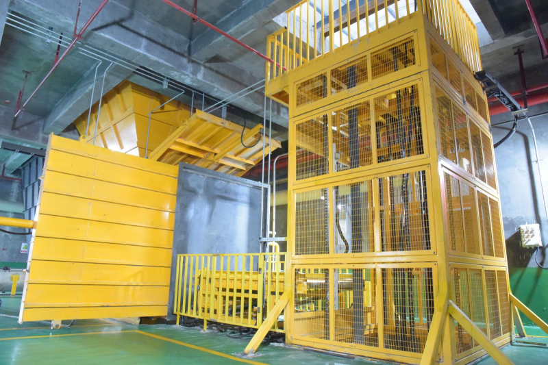lift for Hazardous waste SMP system