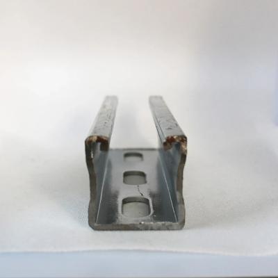 China Custom Metal Strut Channel 100-900mm Width with ±3% Tolerance for Commercial and Industrial Building Support Systems for sale