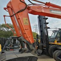 China 14 Ton Used Crawler Excavator Daewoo / Doosan DH140 with 0.6M3 Bucket Size for sale