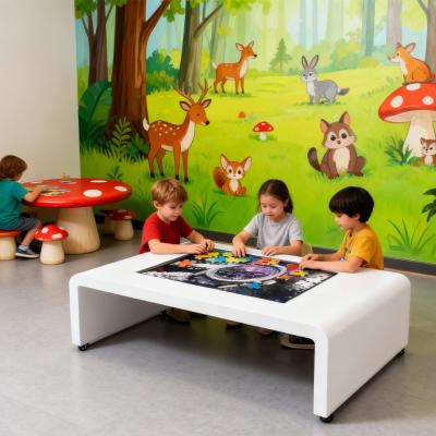 China Interactive Touch Table 32inch Capacitive for Education Gaming for sale
