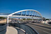 China Precast Painted Steel Structural Bridge Q355 Tied Arch Crossing Pedestrian for sale