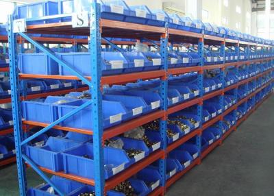 China Custom Medium Duty Storage Rack 200-500kg Capacity 12m Length Structural Steel Pallet Racking for sale